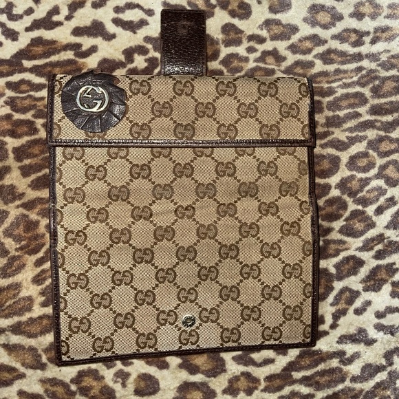 Gucci | Bags | Vintage Gucci Wallet | Poshmark